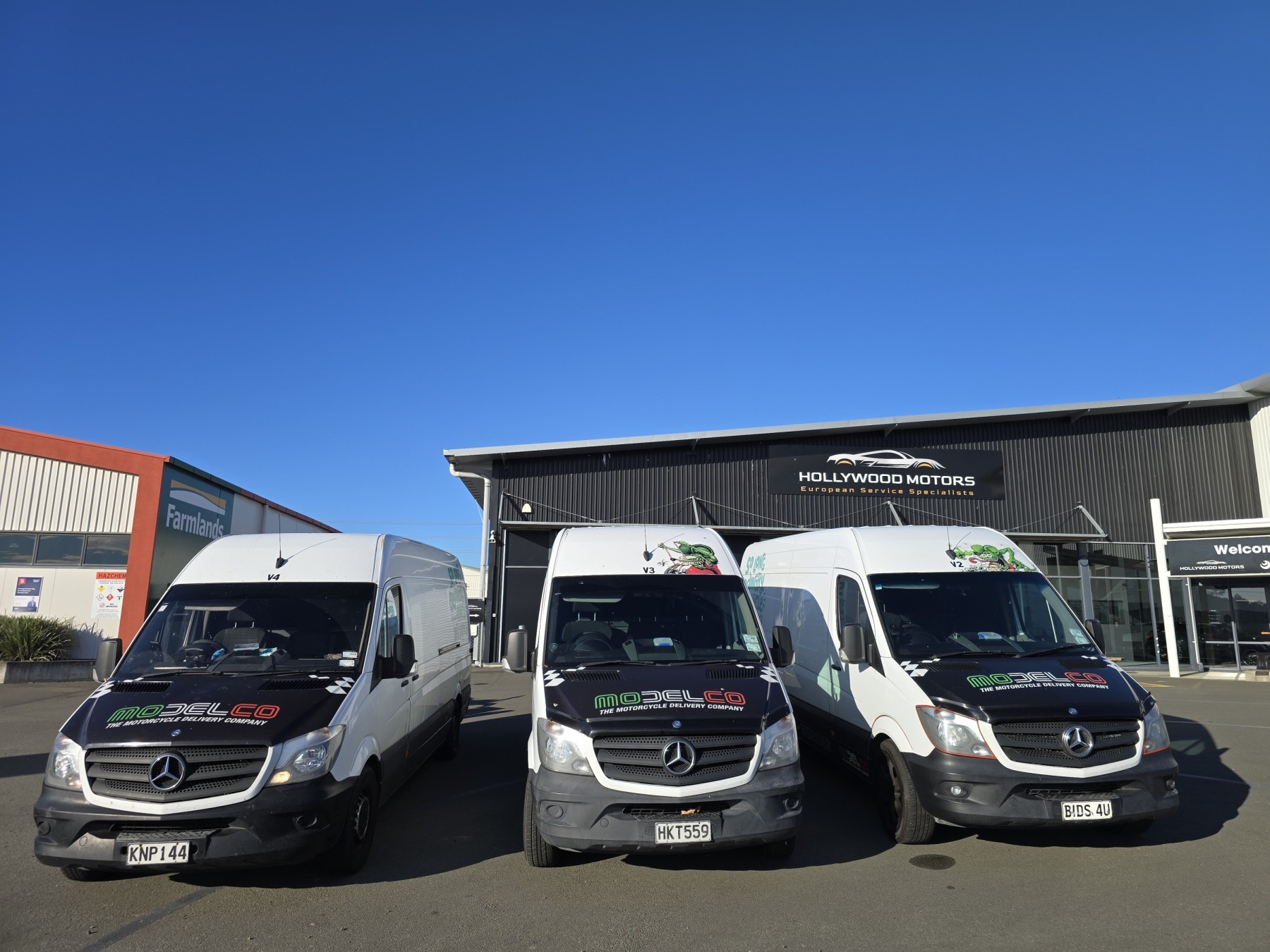 MODELCO The Motorcycle Delivery Company | Book Now - Wise Move