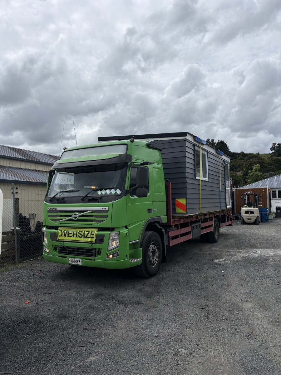 STH Transport | Book Now - Wise Move