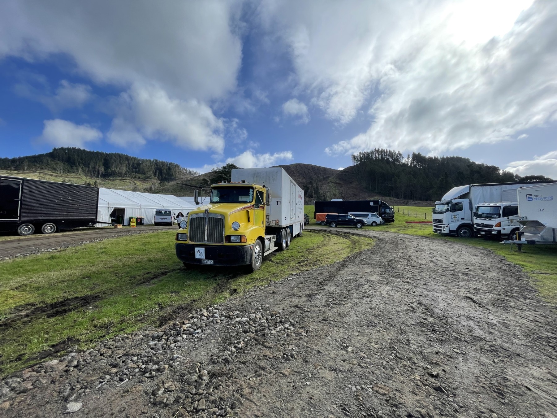 Clarkson Transport | Book Now - Wise Move