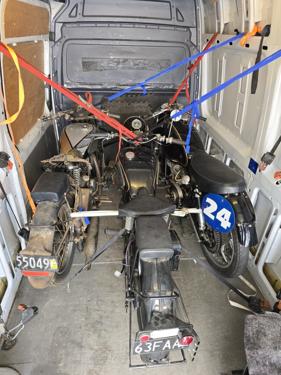 MODELCO The Motorcycle Delivery Company | Book Now - Wise Move