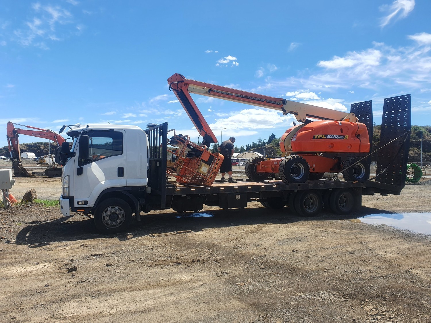 Ultimate Logistics & Towing | Book Now - Wise Move